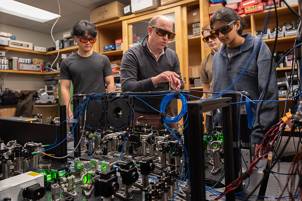 Alex Burgers receives AFOSR support for research on atom-photon ...